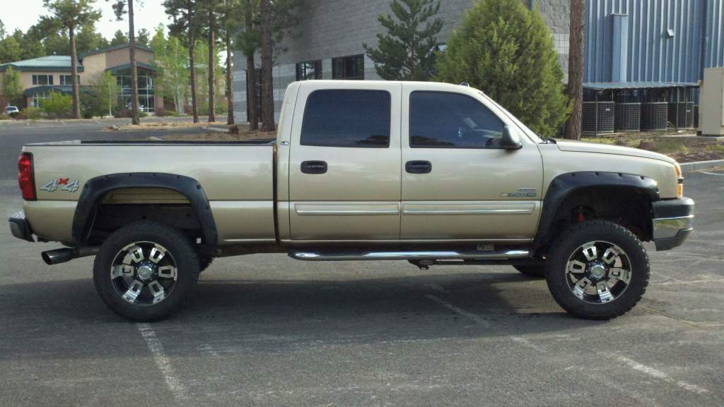 2004.5 Chevrolet Silverado 2500HD LLY Duramax 6.6L Turbo